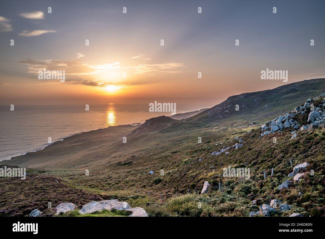 Time lapse stunning sky sunset hi-res stock photography and images - Alamy