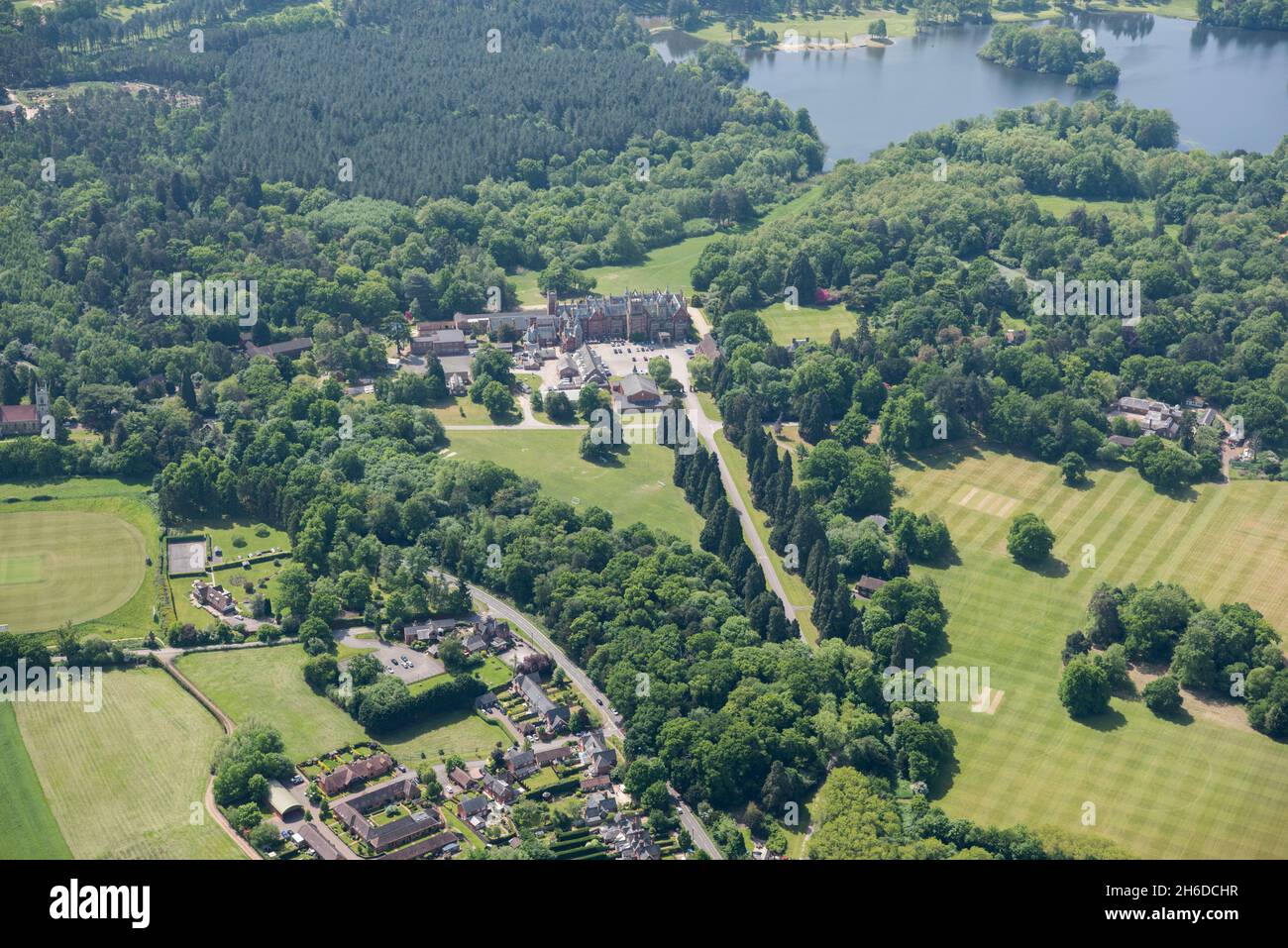 Bearwood house hi-res stock photography and images - Alamy