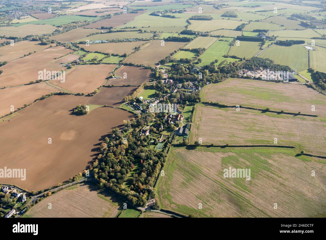 Saling grove hi-res stock photography and images - Alamy