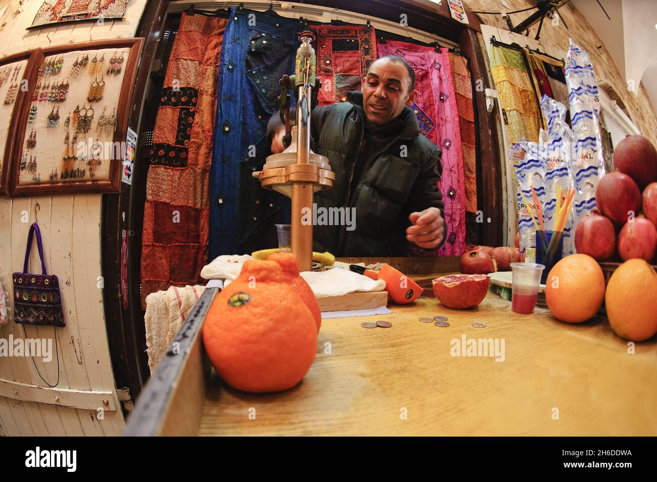 Juicer man hi-res stock photography and images - Alamy