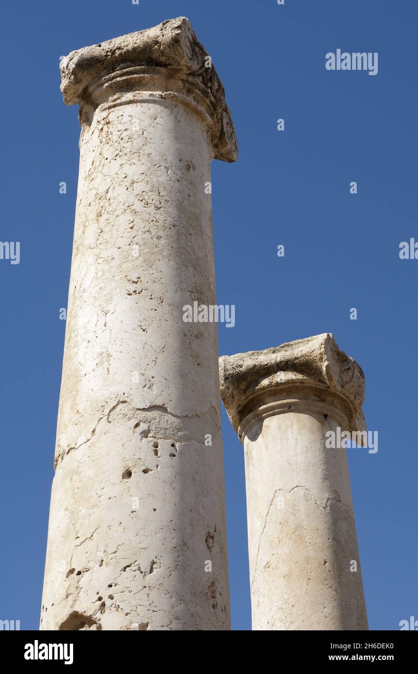 ancient columns, archaeological site, Israel, Bet Sche’an Stock Photo ...