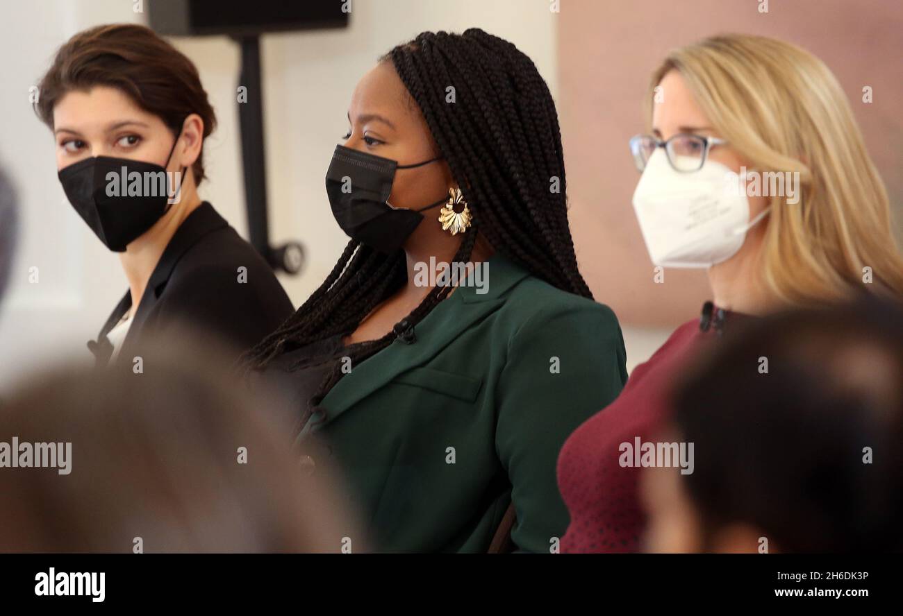 Future ethics hi-res stock photography and images - Alamy
