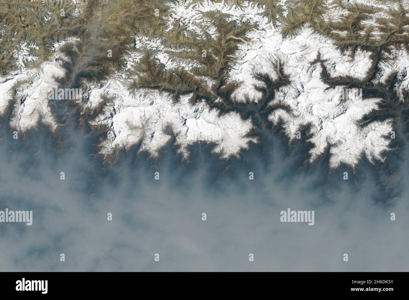 Nepal, 2021, controlled and uncontrolled fires spread smoke into the ...
