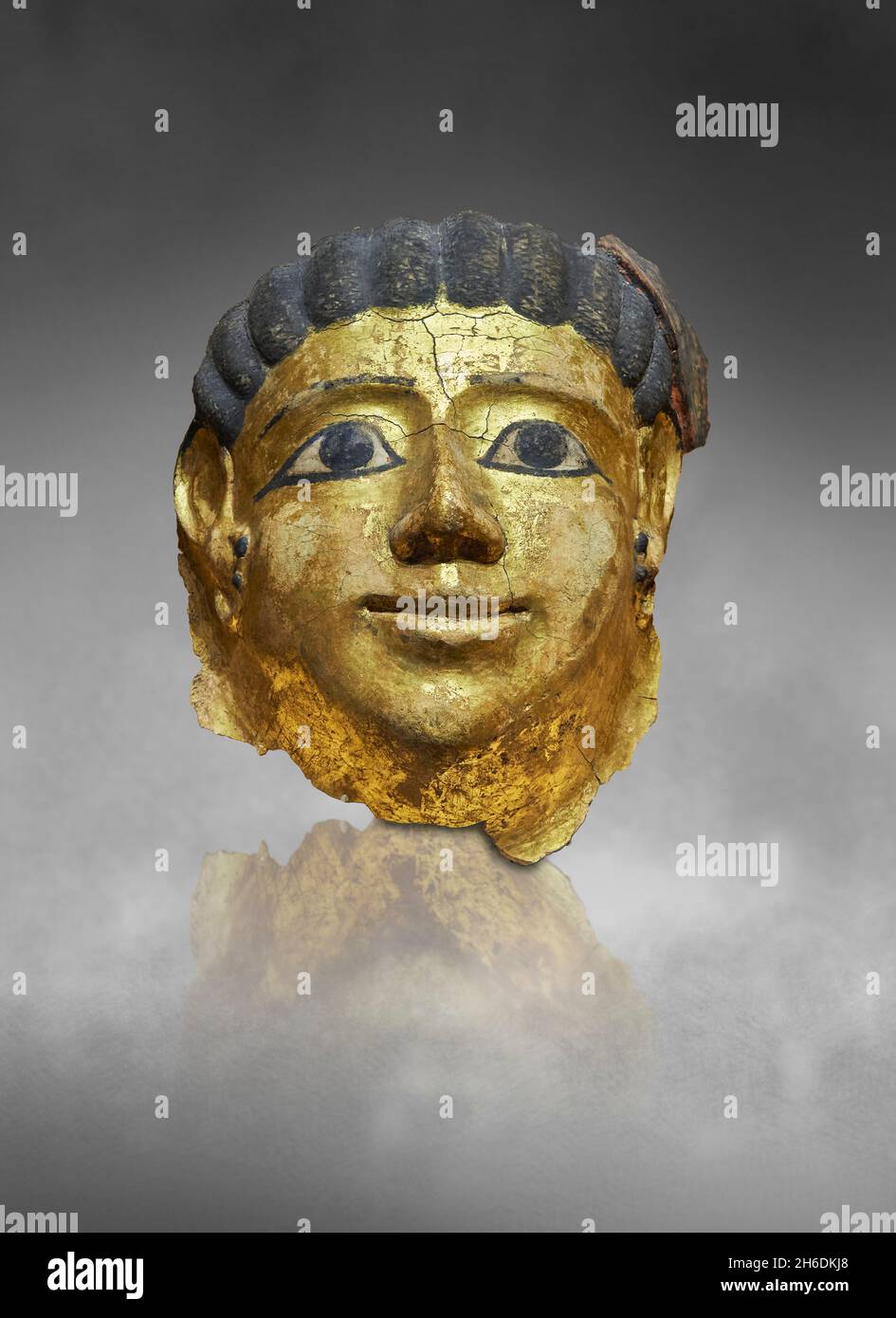Roman gold funerary mask hi-res stock photography and images - Alamy