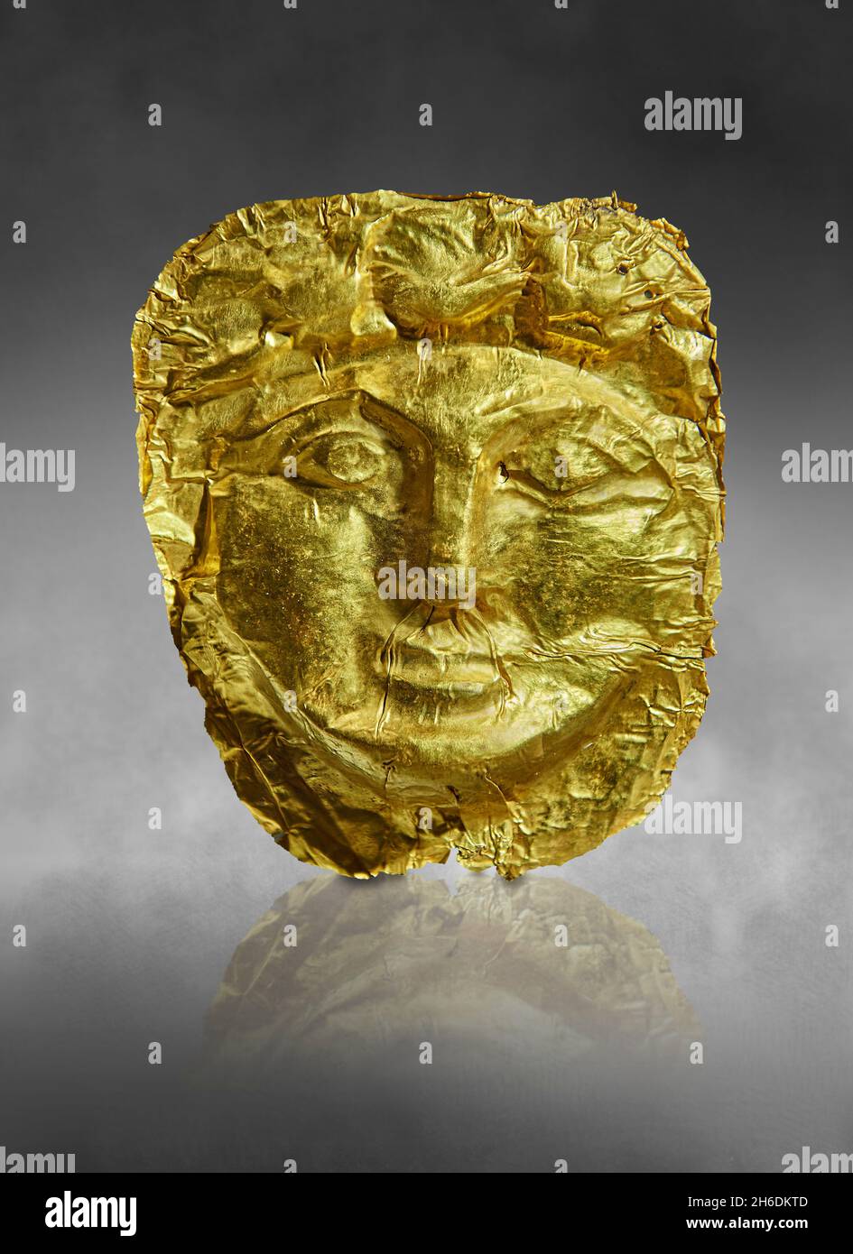 Burial mask hi-res stock photography and images - Alamy