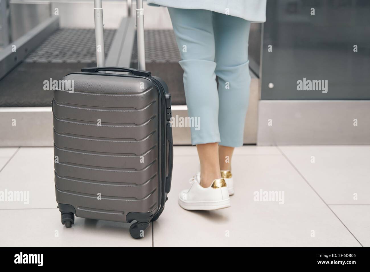 Self service baggage drop off hi-res stock photography and images - Alamy