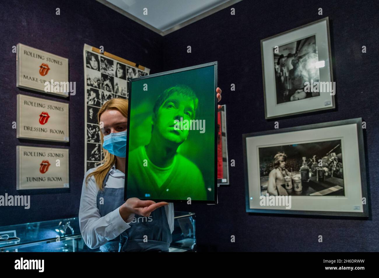 Noel gallagher 1997 hi-res stock photography and images - Alamy