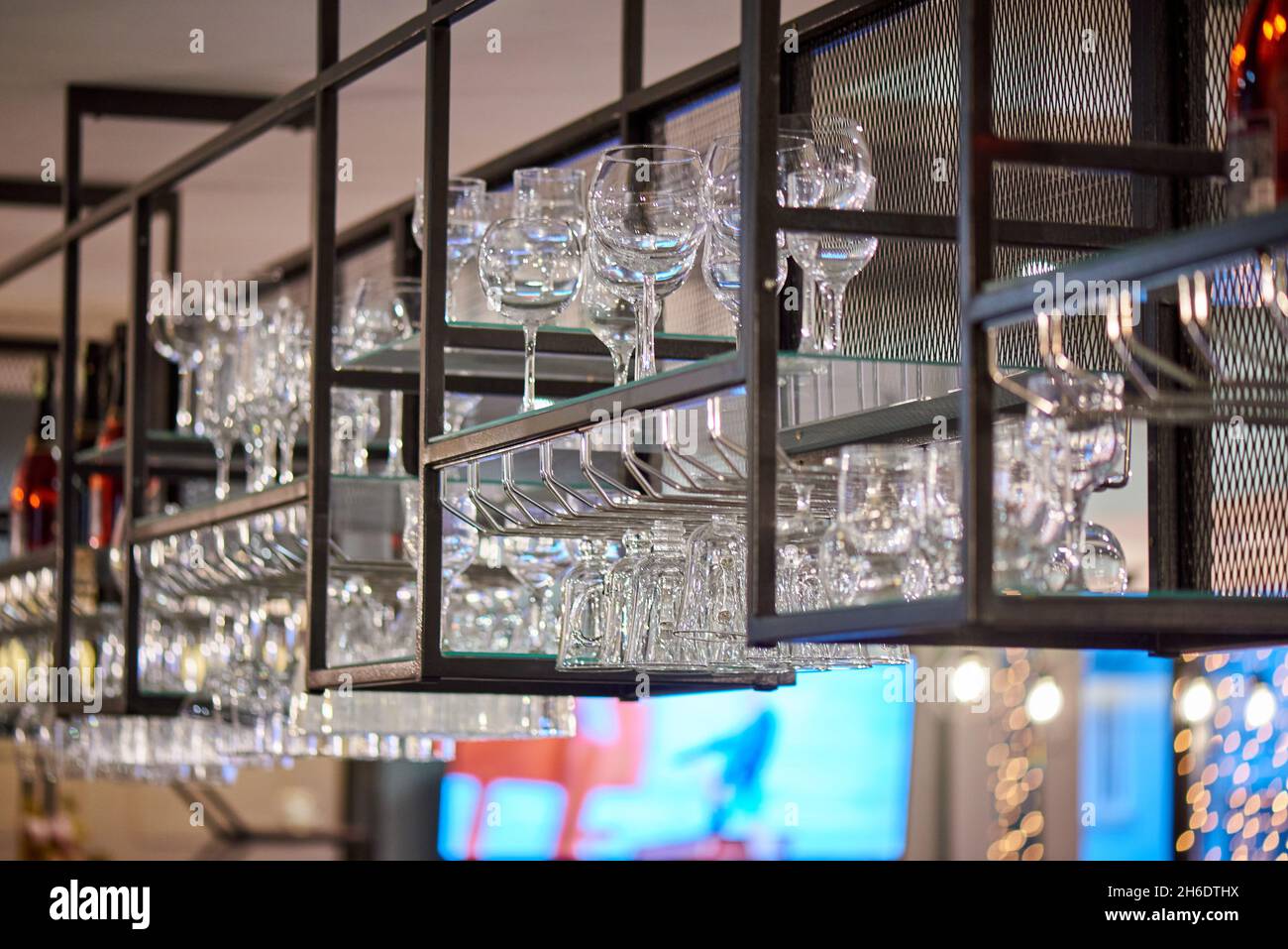 Glass on shelf liner hi-res stock photography and images - Alamy