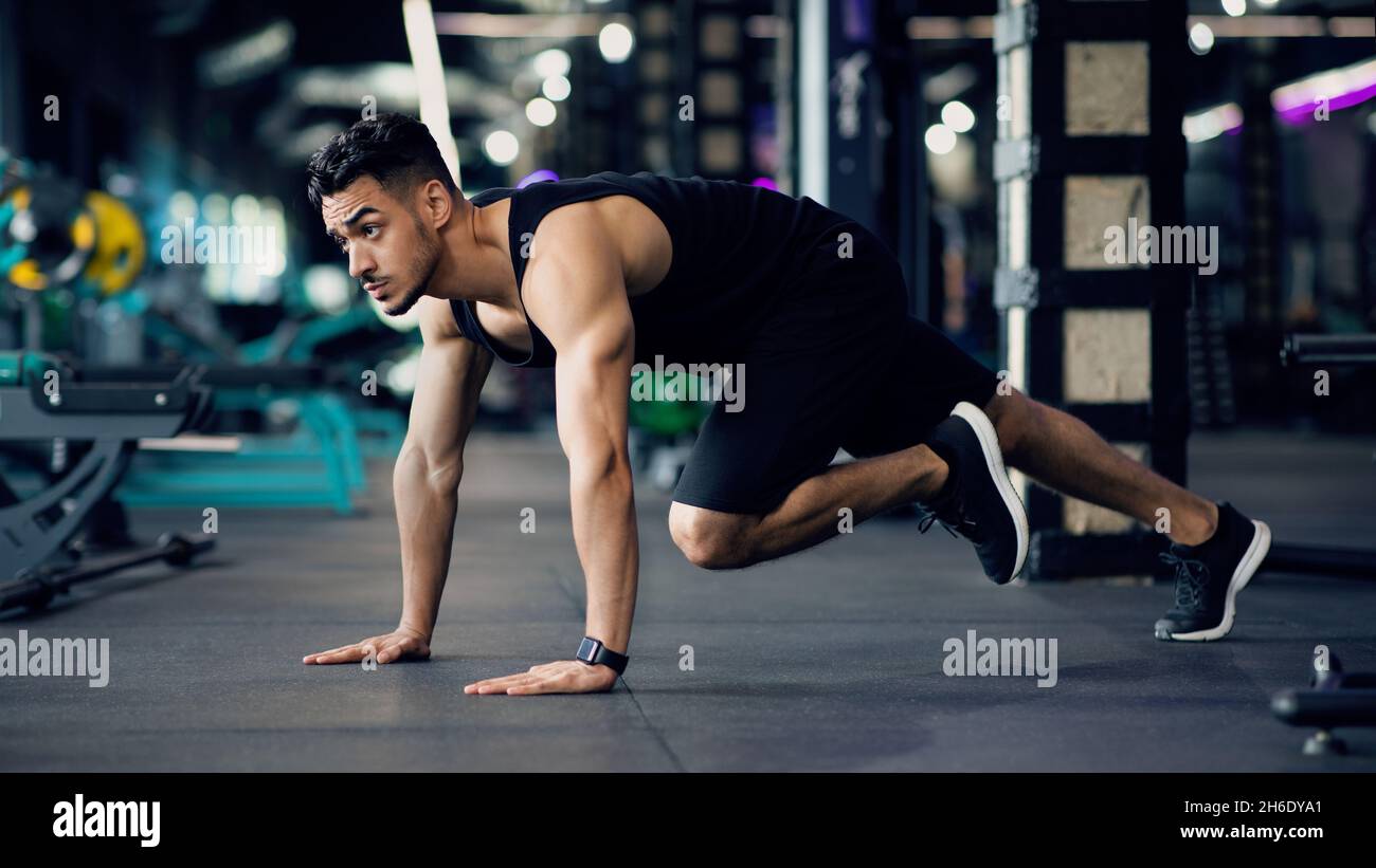 Running plank exercise hi-res stock photography and images - Alamy