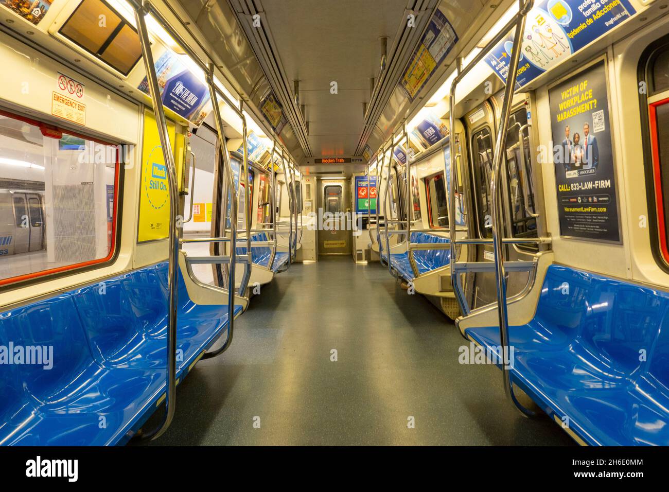 PATH station at the World Trade Center subway platform to Hoboken NJ ...