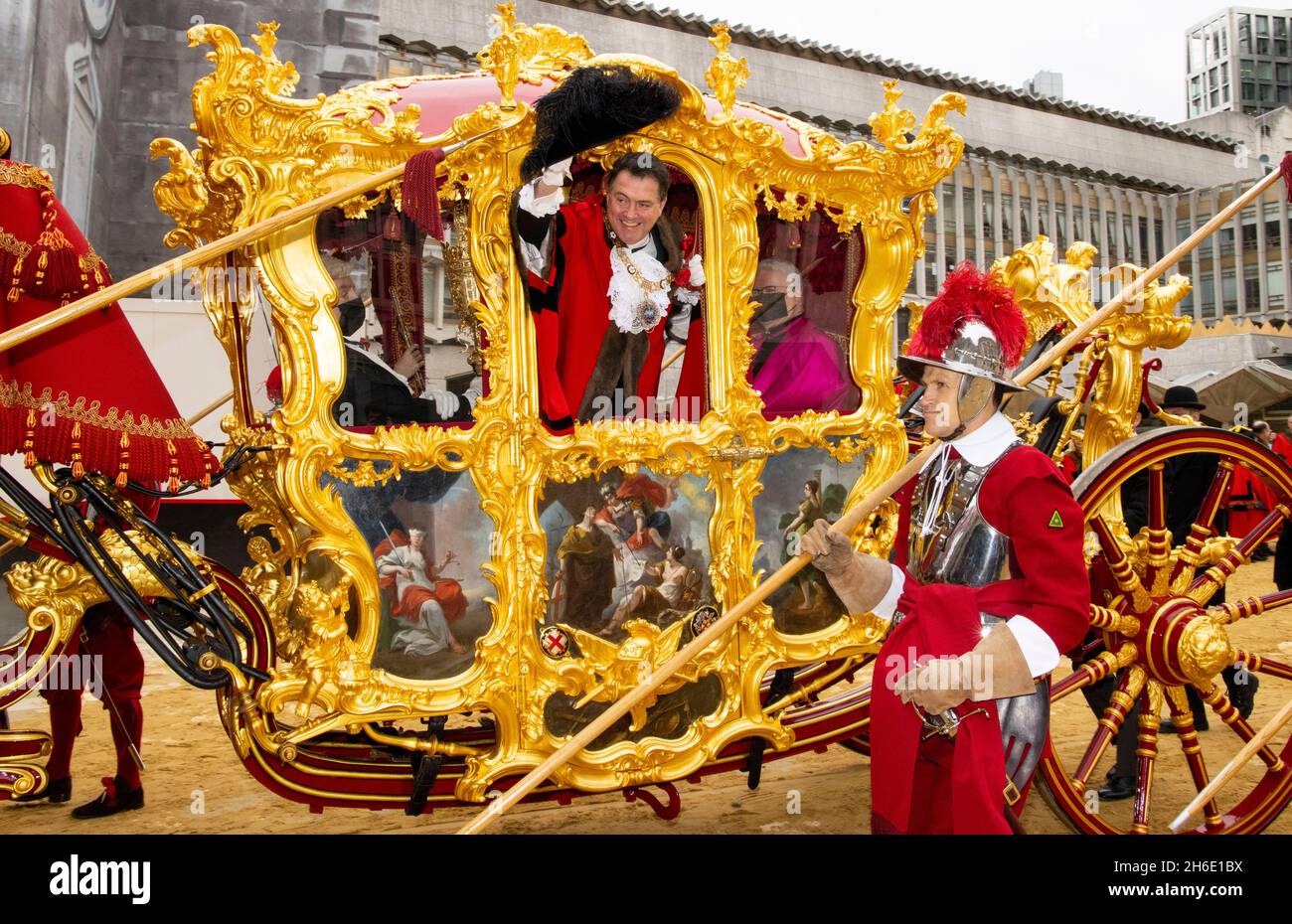 Vincent Keaveney becomes the 693rd Lord Mayor.He waves as he arrives in ...