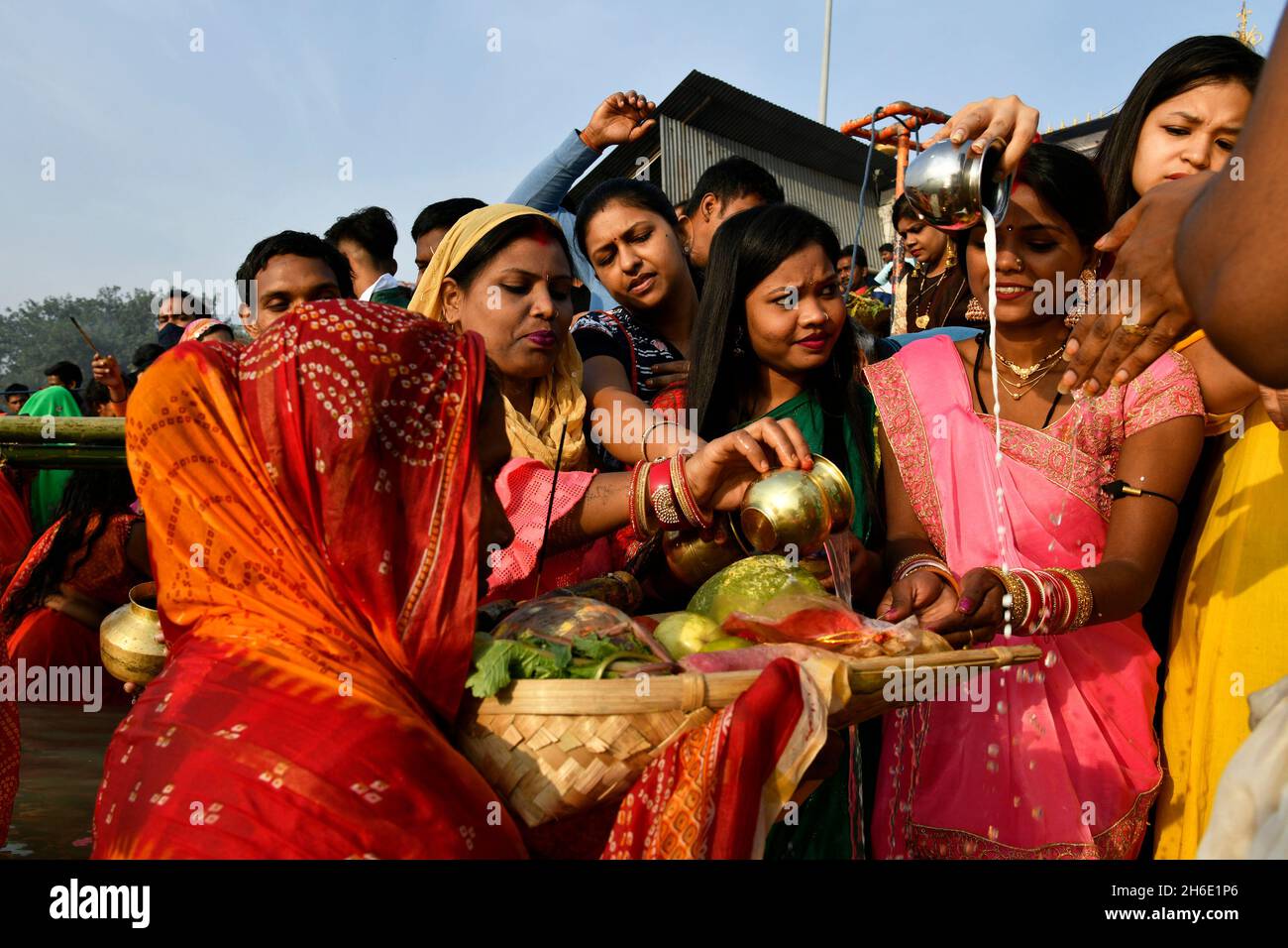 (11/11/2021) On the occasion of Chhath Puja, Hindu devotees arrive at ...