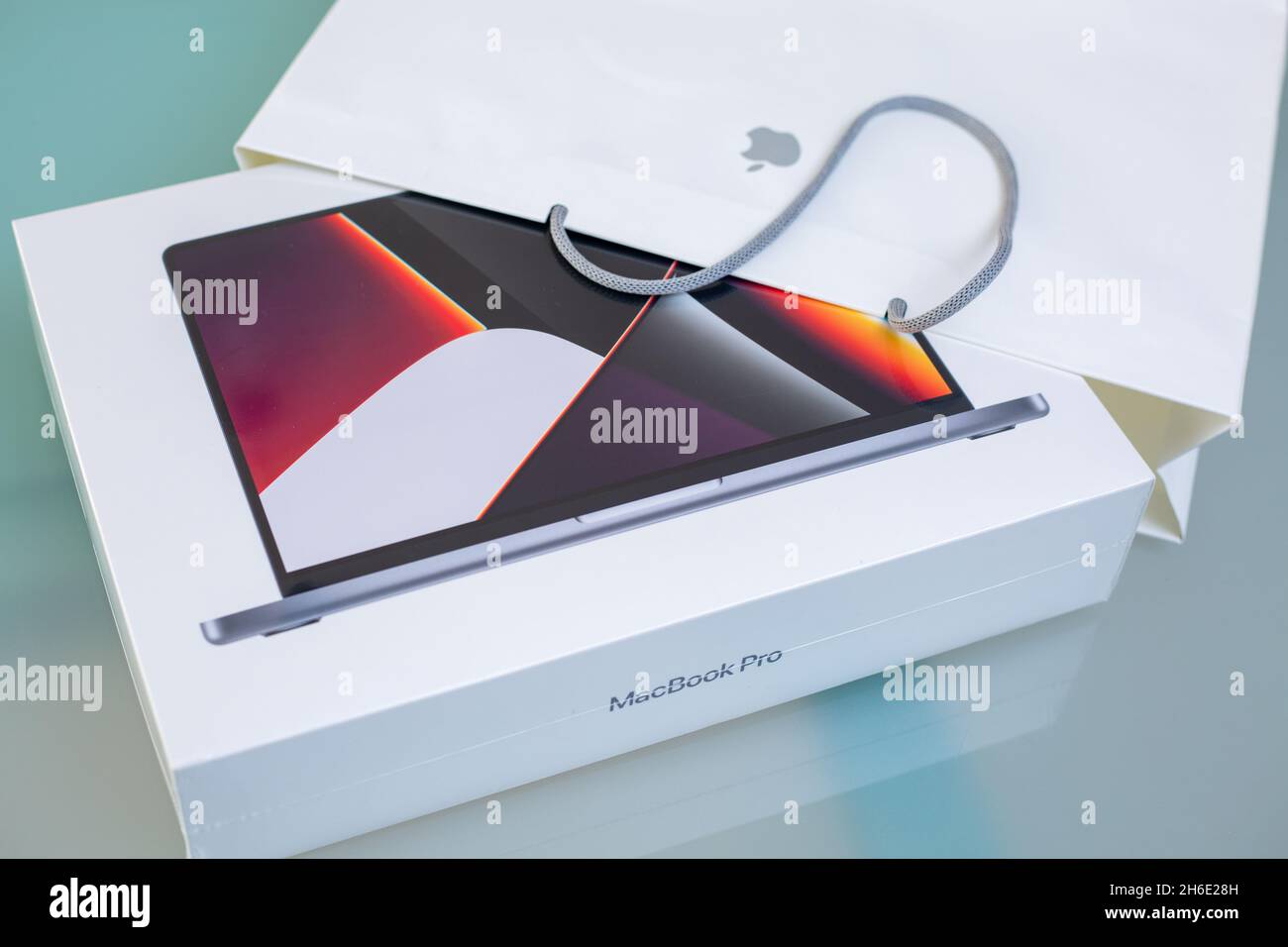 M1 pro hi-res stock photography and images - Alamy