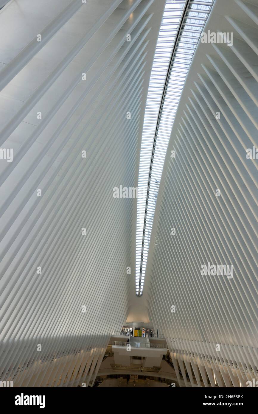 Oculus world trade center subway station Manhattan NYC Stock Photo - Alamy