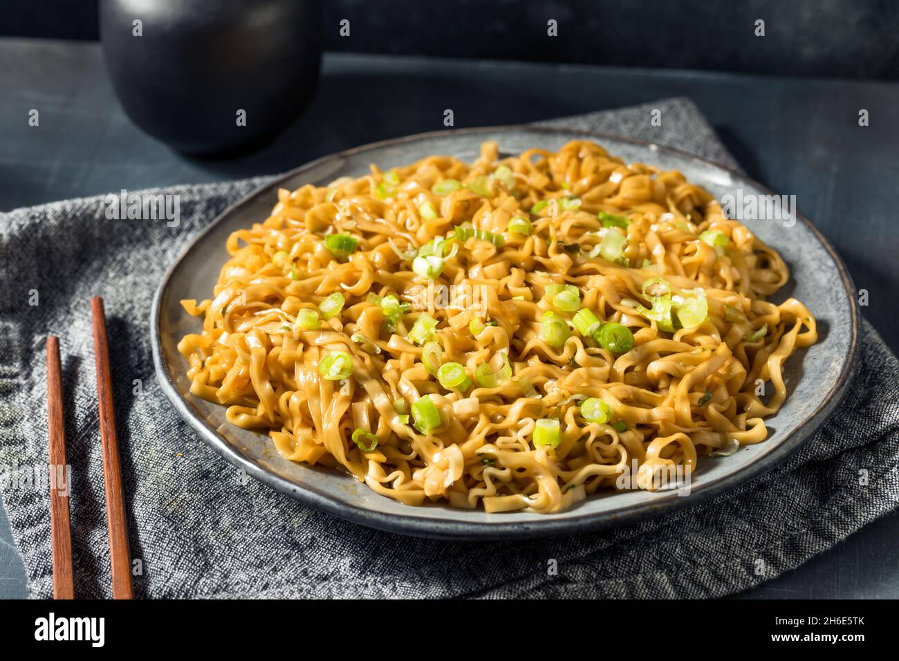 Homemade Asian Soy Scallion Noodles with Sesame Stock Photo - Alamy