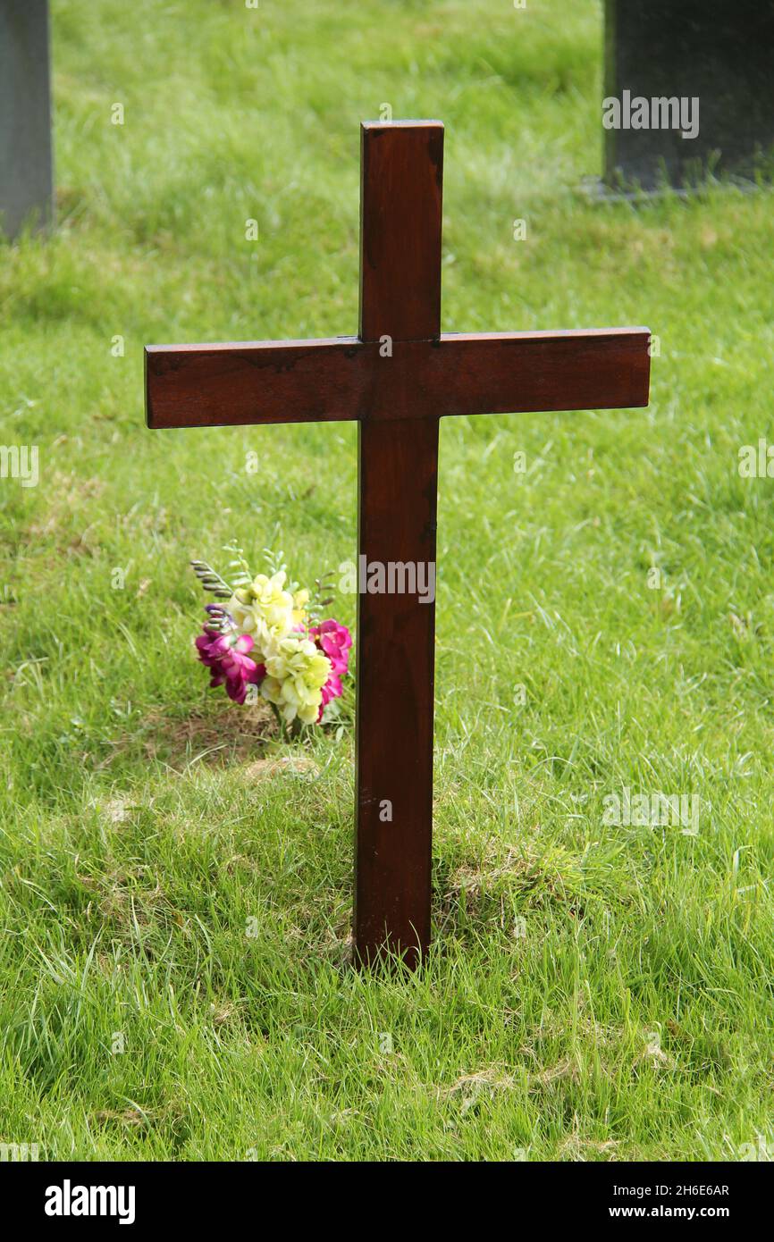 Simple Wooden Cross