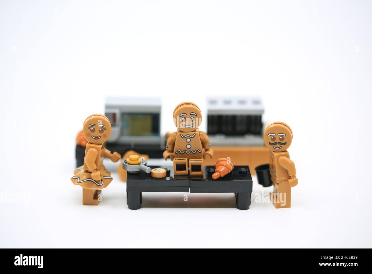 Lego gingerbread hi-res stock photography and images - Alamy