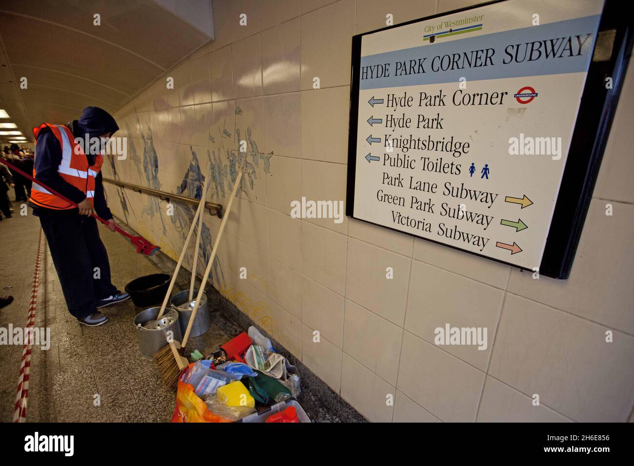 Royal clean up; Offenders help clean up in preparation for the Royal ...