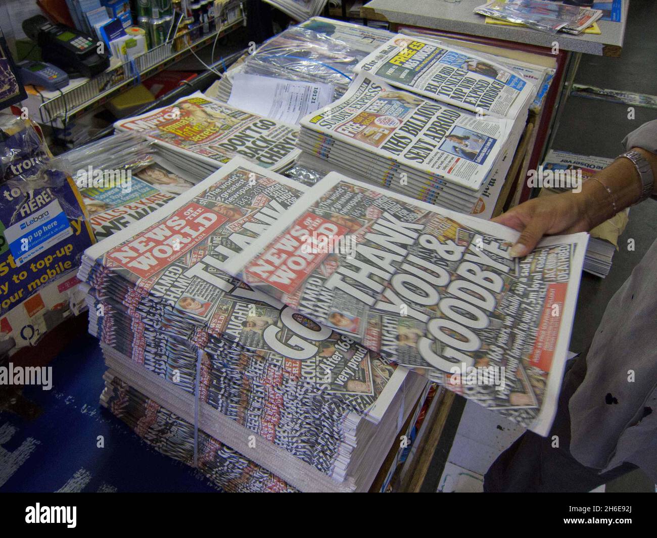 News of the world newspaper hi-res stock photography and images - Alamy