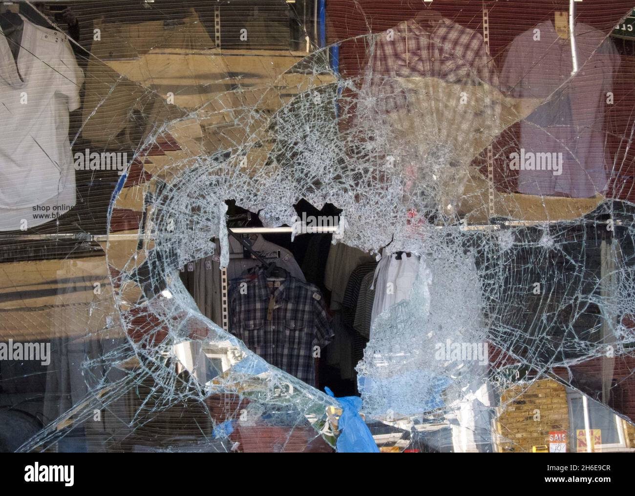 East london last night hi-res stock photography and images - Alamy