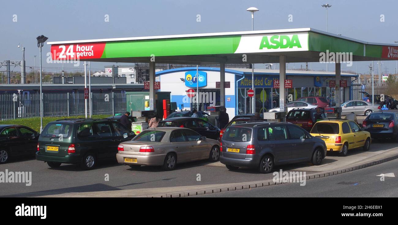 Redbridge roundabout hi-res stock photography and images - Alamy