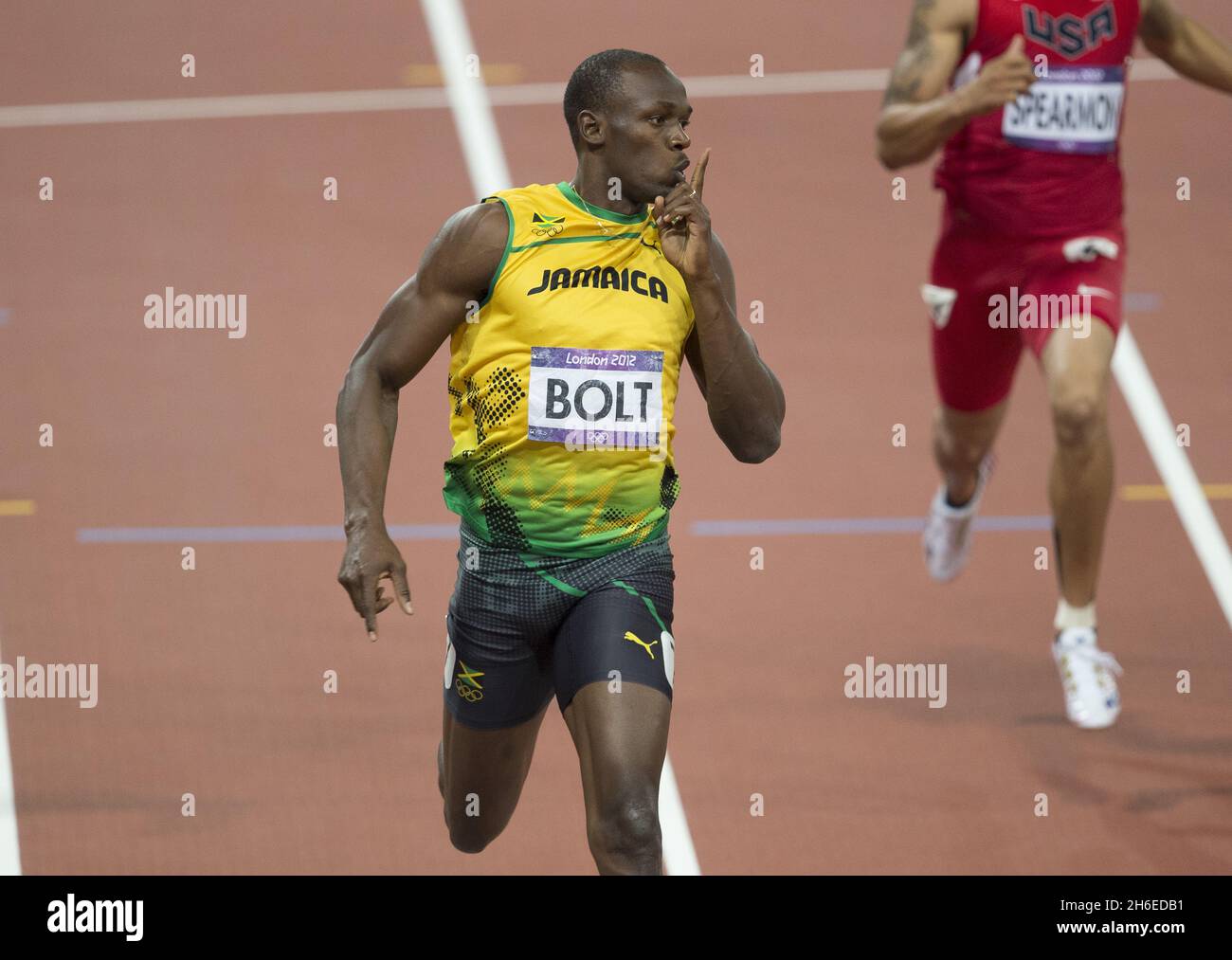 Usain Bolt wins the 200 meter final during the London 2012 Olympic ...
