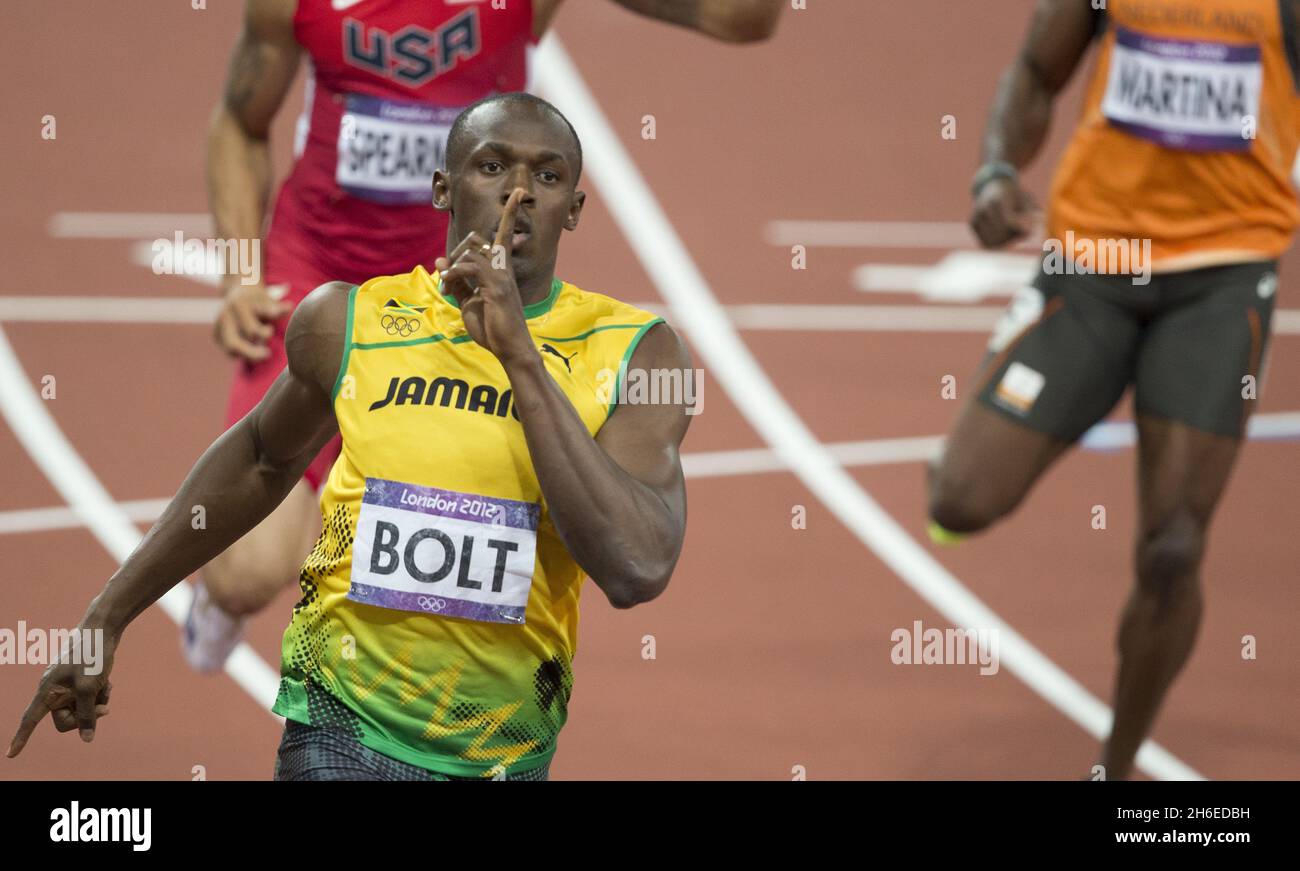 Usain Bolt wins the 200 meter final during the London 2012 Olympic ...
