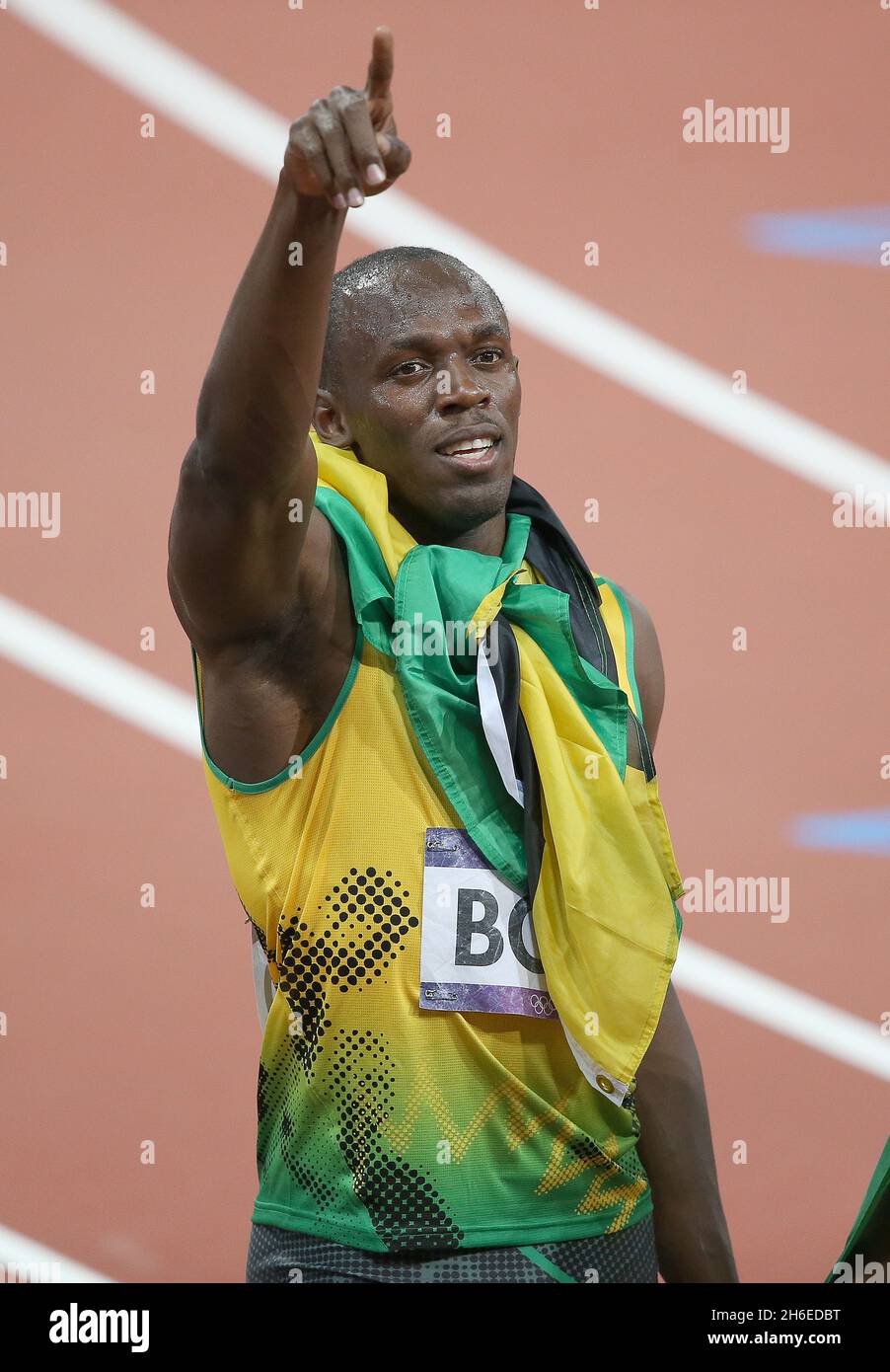 Usain Bolt wins the 200 meter final during the London 2012 Olympic ...