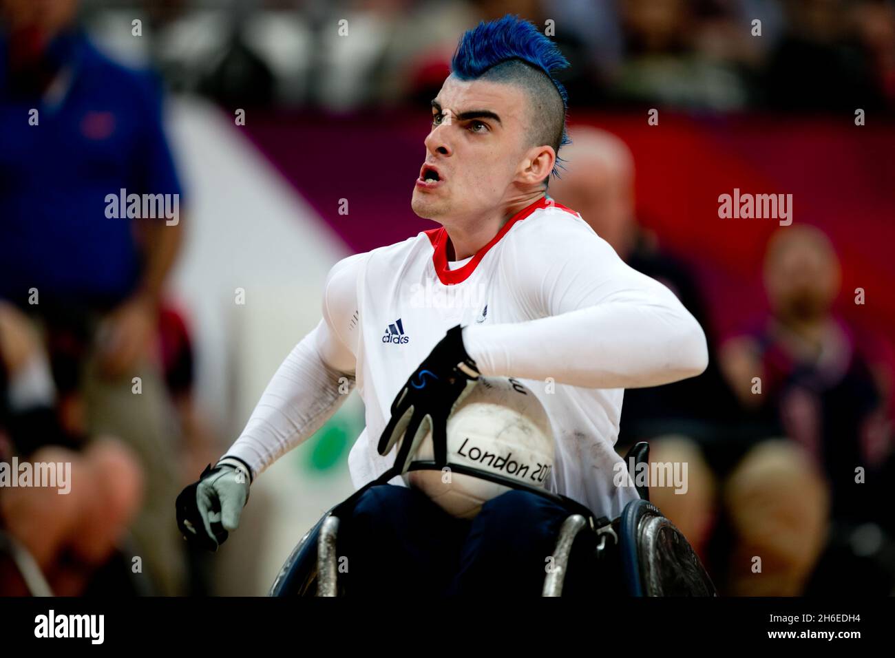Half length mid paralympics hi-res stock photography and images - Alamy