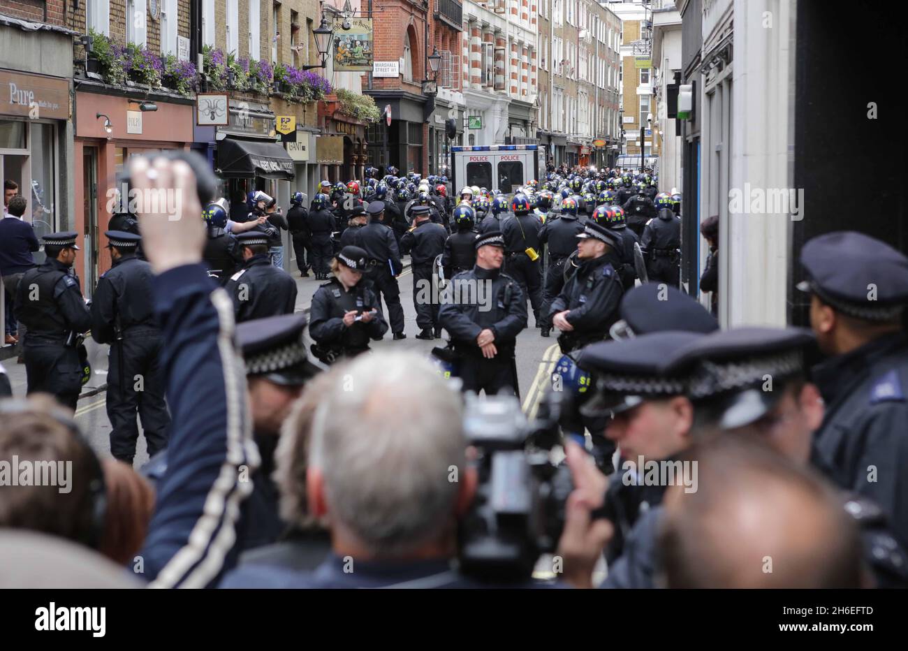 Riot police block hi-res stock photography and images - Alamy