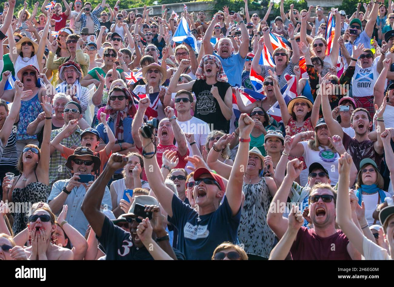 Fans on Murray Mound celebrate as Great Britain's Andy Murray defeats ...