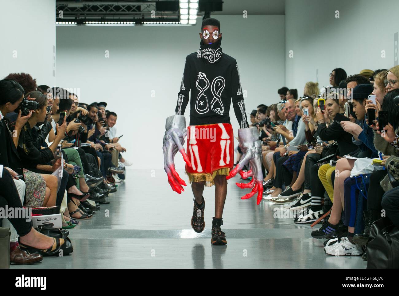 Fashion show catwalk funny hi-res stock photography and images - Alamy