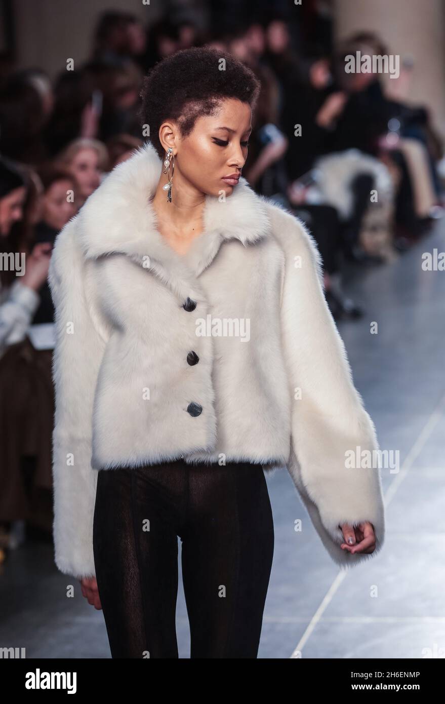 The Topshop Unique catwalk show at London Fashion Week Stock Photo - Alamy
