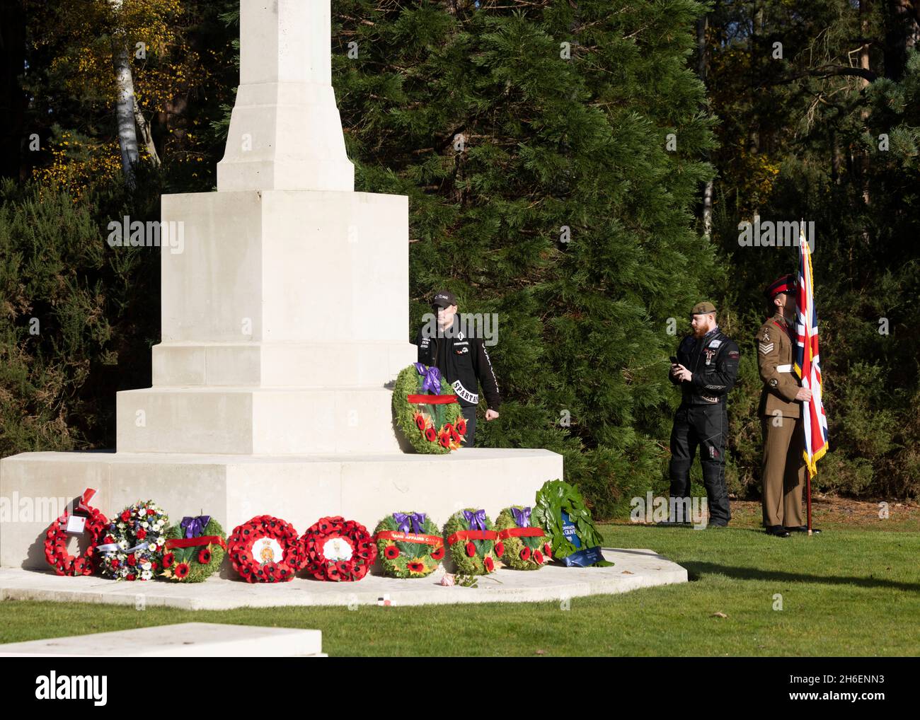 Members of the public lay wreaths at the Cross of Sacrifice in the ...
