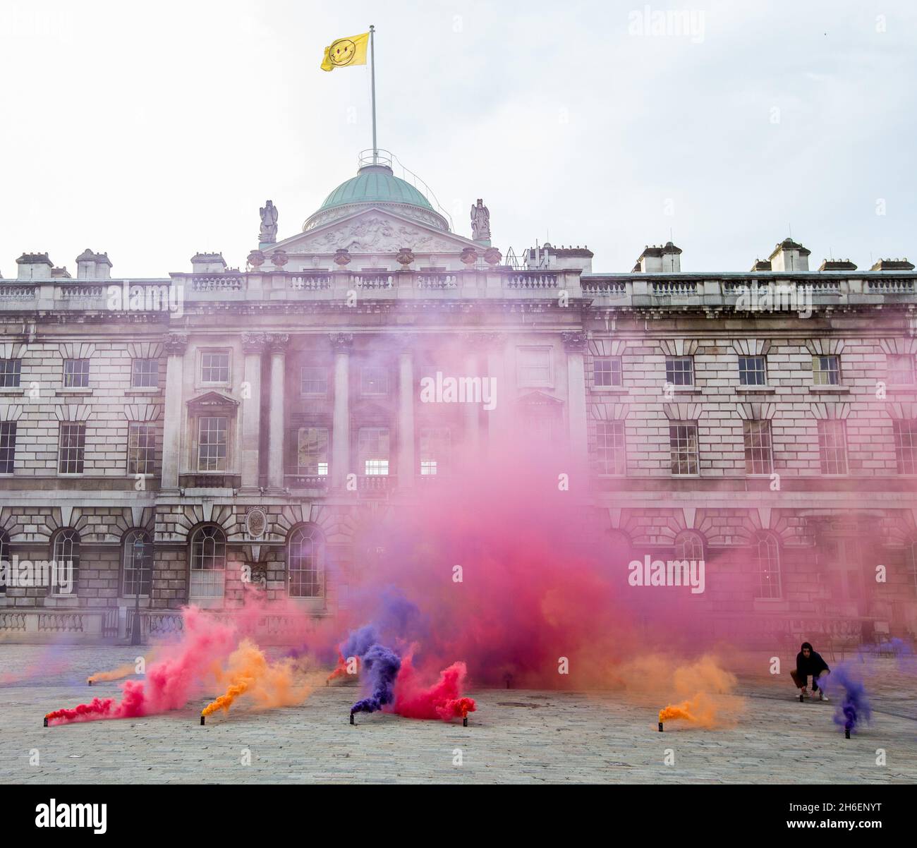 Artist Filippo Minelli's Silence / Shapes ... Letting off a series of ...
