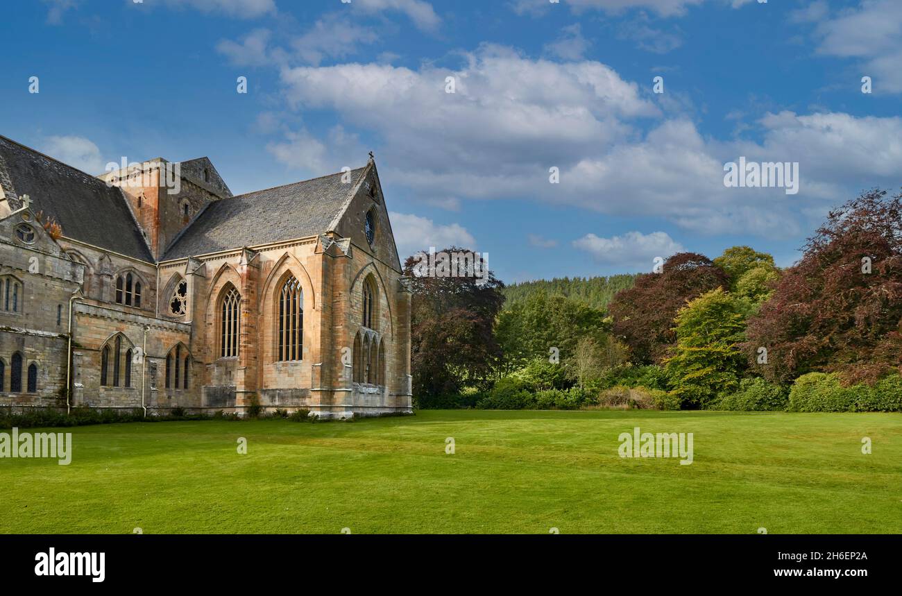 Religion abbey scotland history hi-res stock photography and images - Alamy