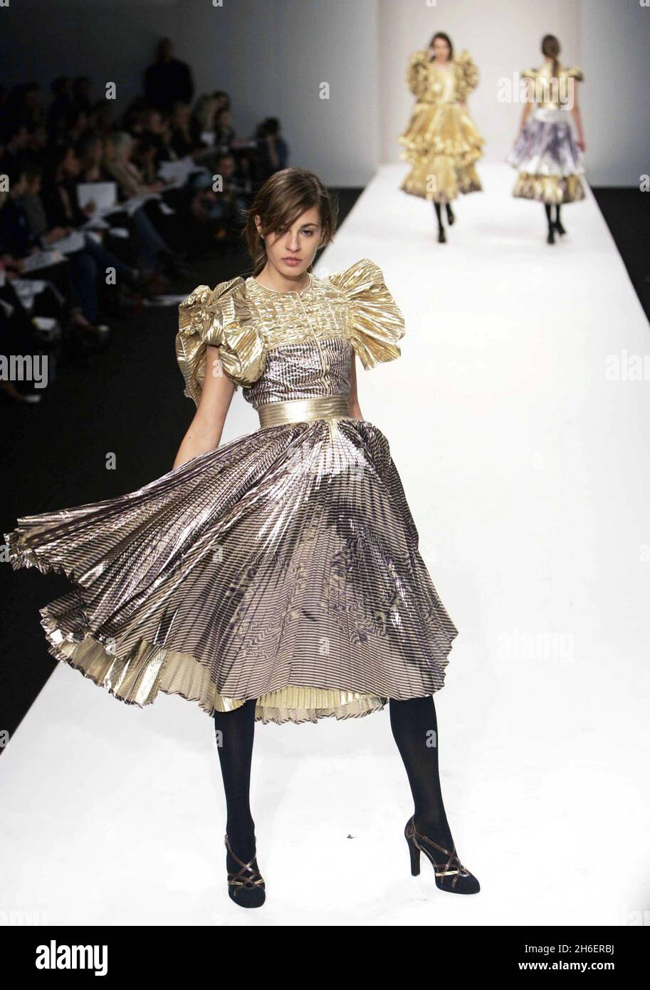 MA Catwalk show by student Lisa Pritchard of Central St Martin's School ...