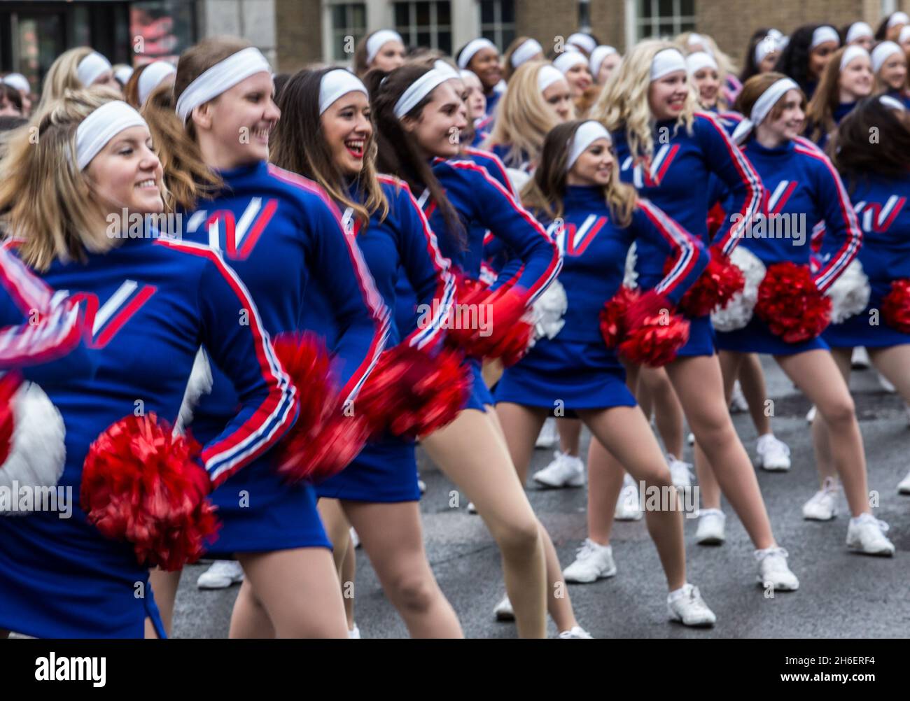 Cheerleaders and performers take part in the London New Year's Day ...