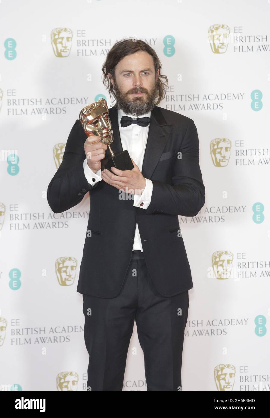 CASEY AFFLECK WINS BEST ACTOR at the EE British Academy of Film awards ...