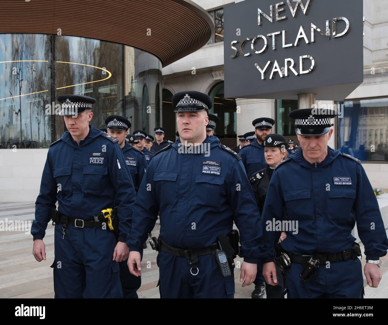 Colleagues pay tribute to murdered Pc Keith Palmer outside New Scotland ...