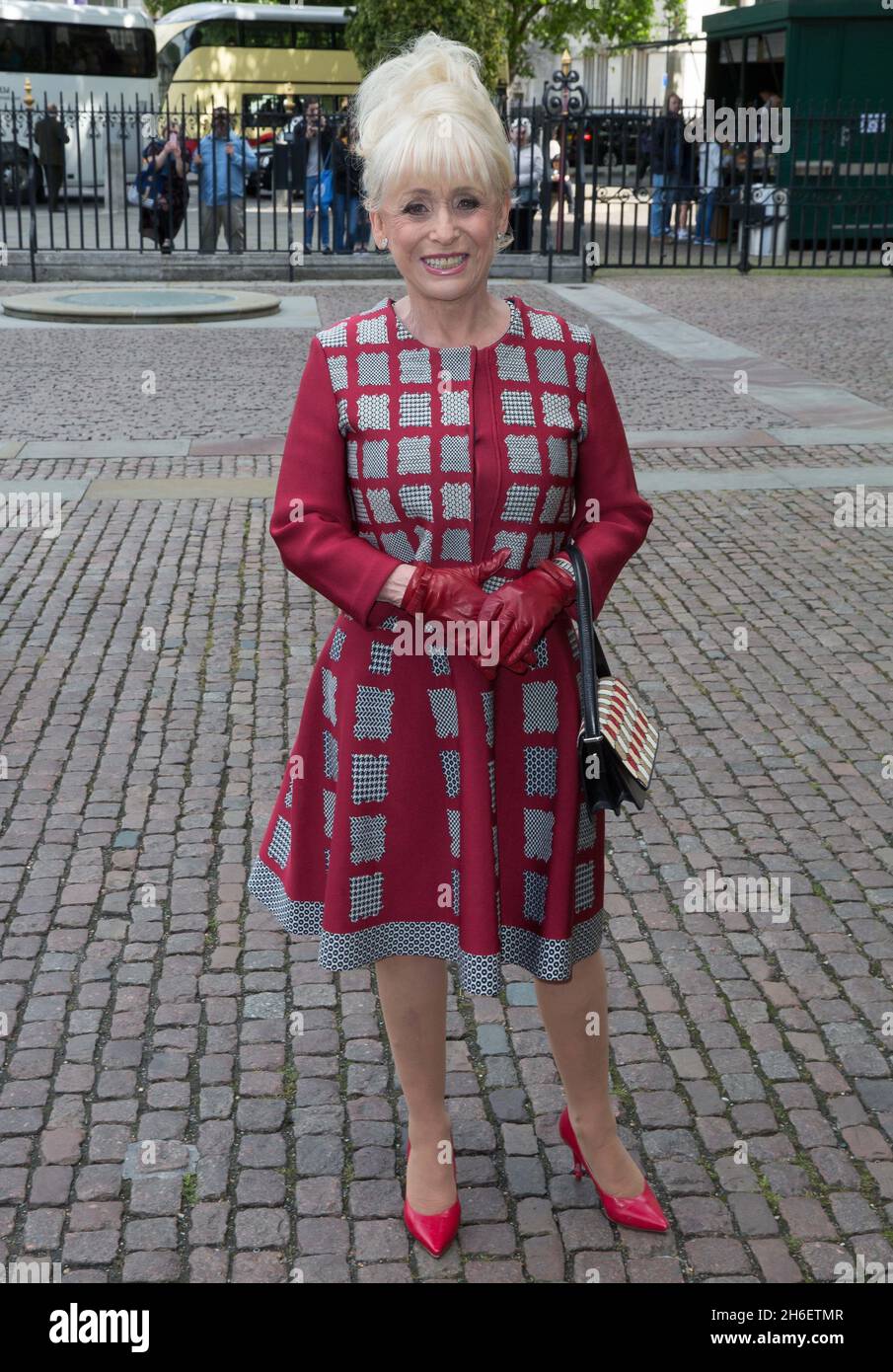 Barbara Windsor attends Ronnie Corbett memorial service held at ...