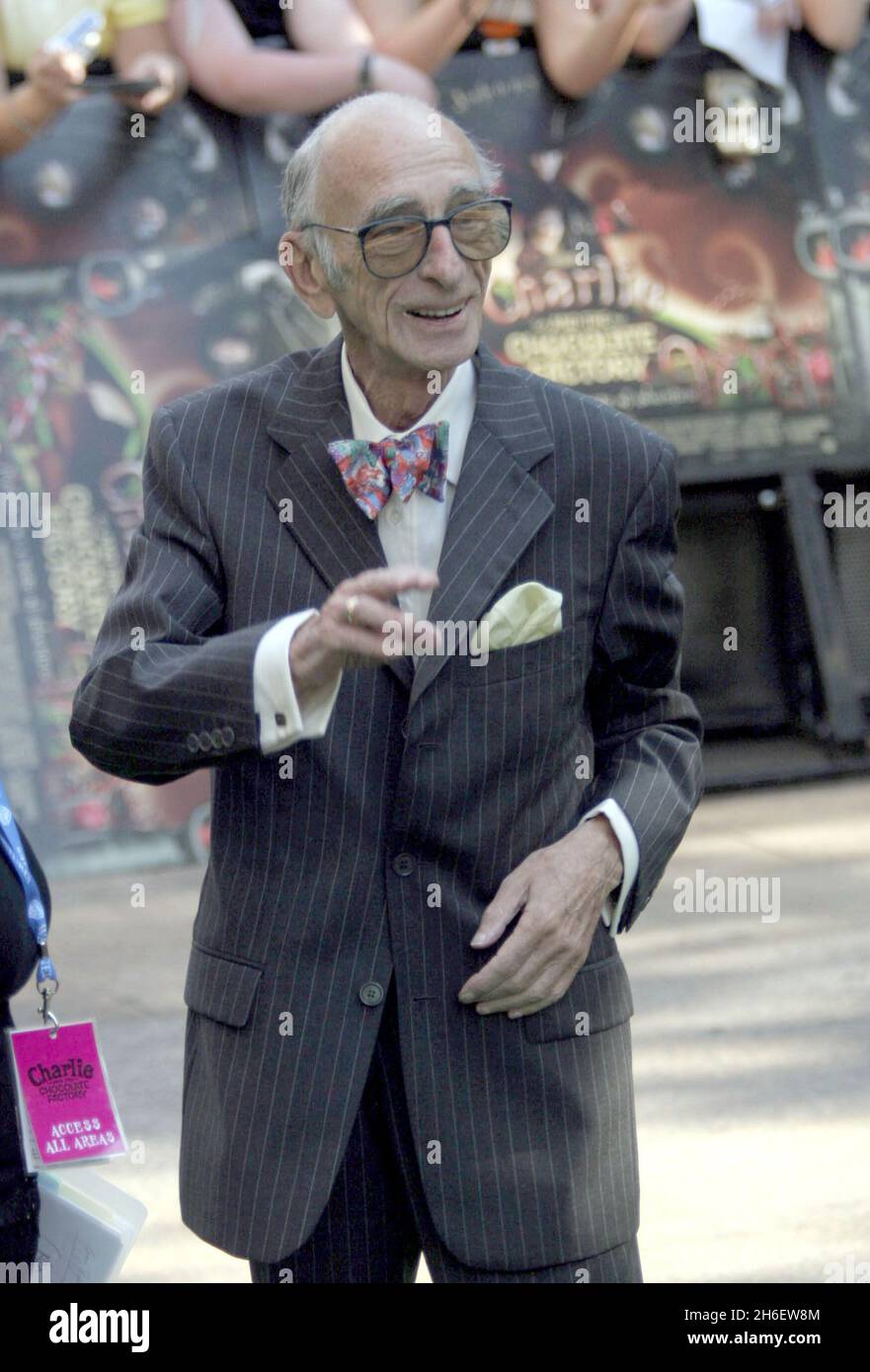 David Kelly Charlie E A Fabrica De Chocolate Charlie And The Chocolate