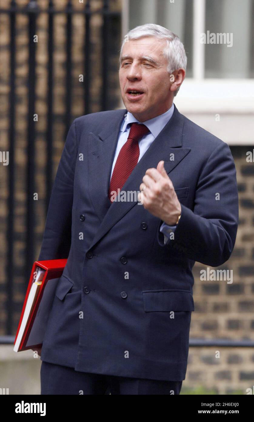 Jack Straw leaving Downing Street Stock Photo - Alamy