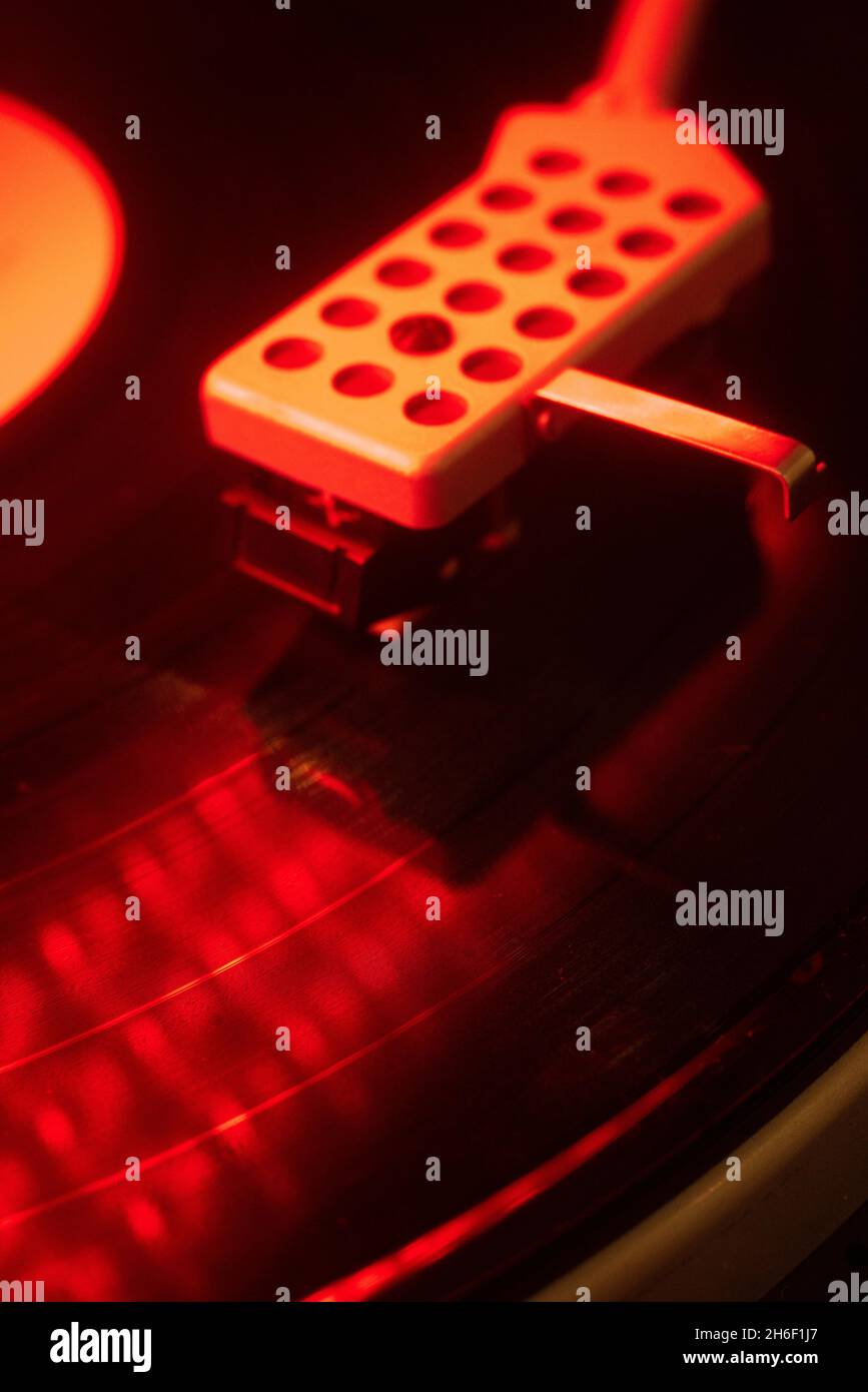 Record player retro vintage style music dj deejay disco house ...