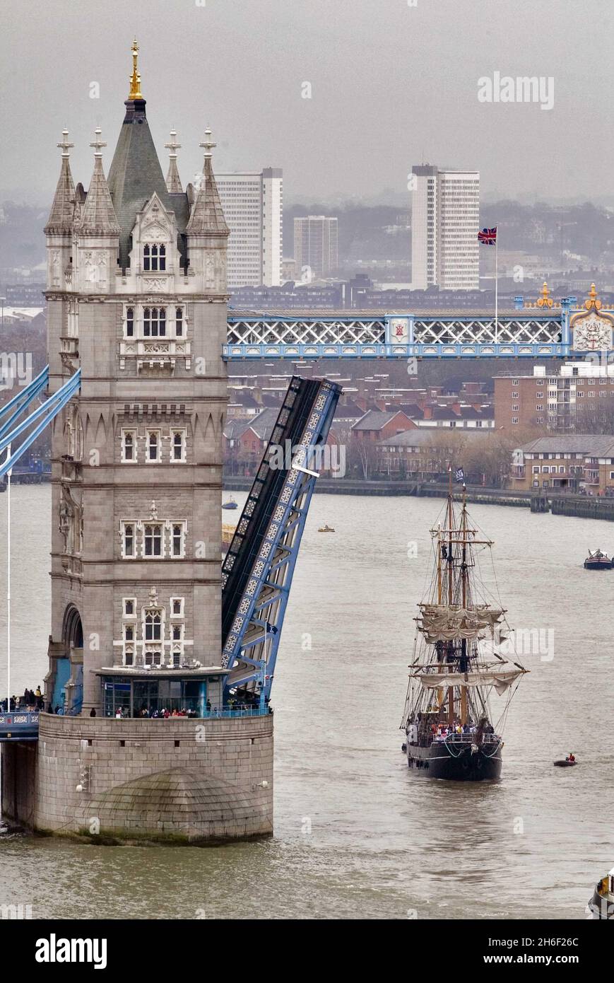 'The Zong' a replica 18th century wooden Slave ship sailed down the ...