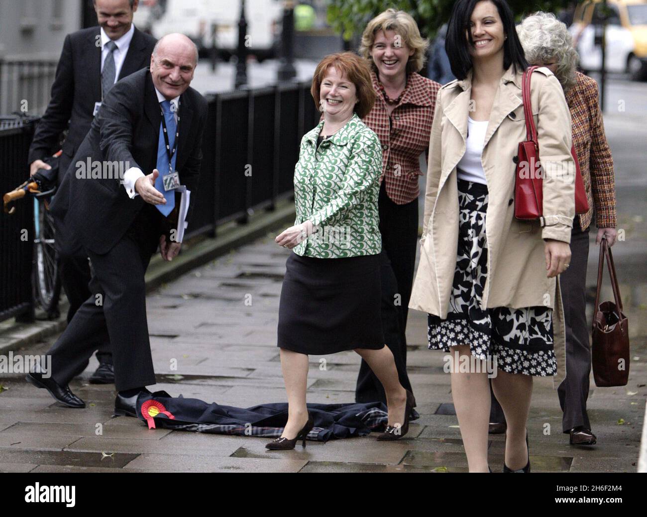 Steve pound mp hi-res stock photography and images - Alamy