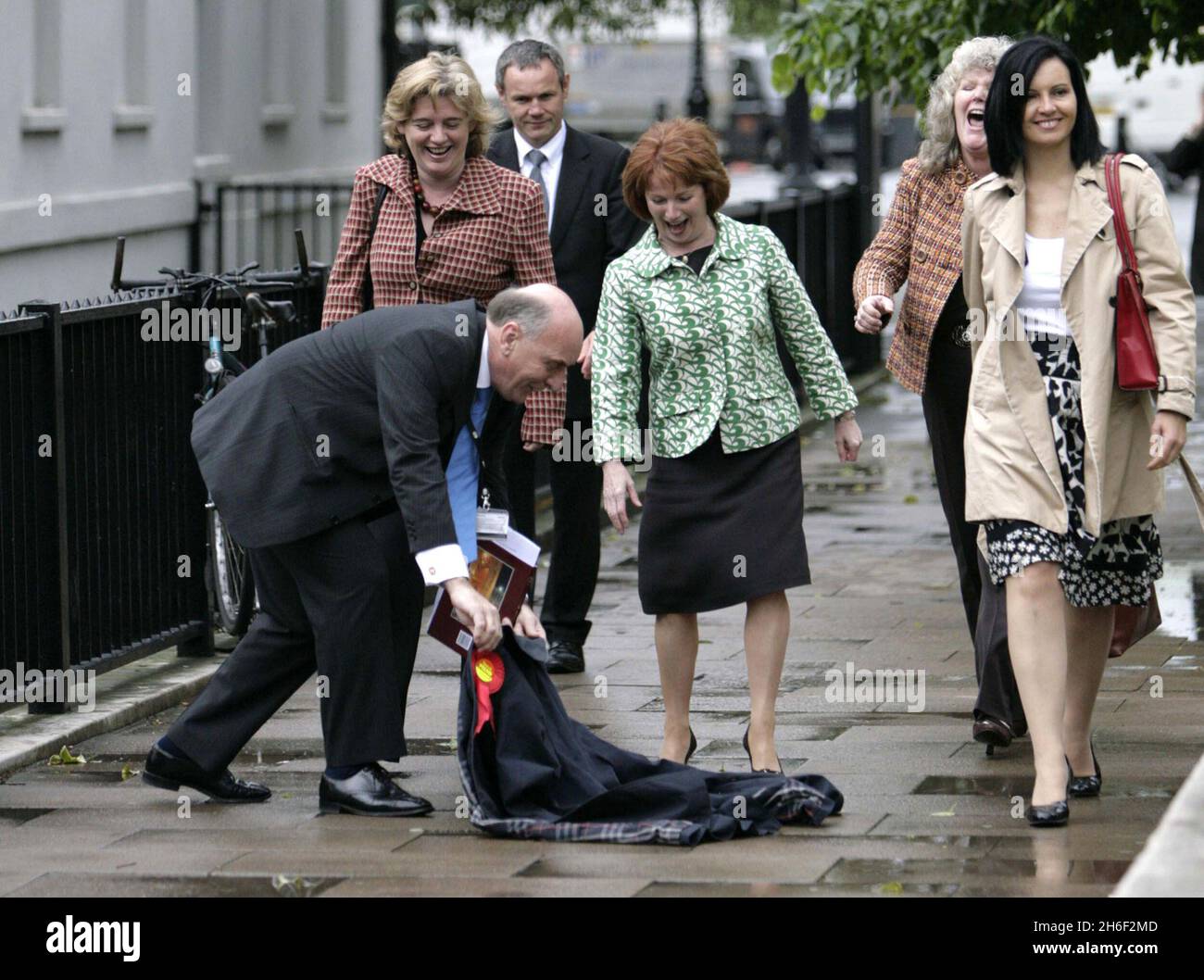 Steve Pound MP replicated Sir Walter Riley's gallantry for Queen ...