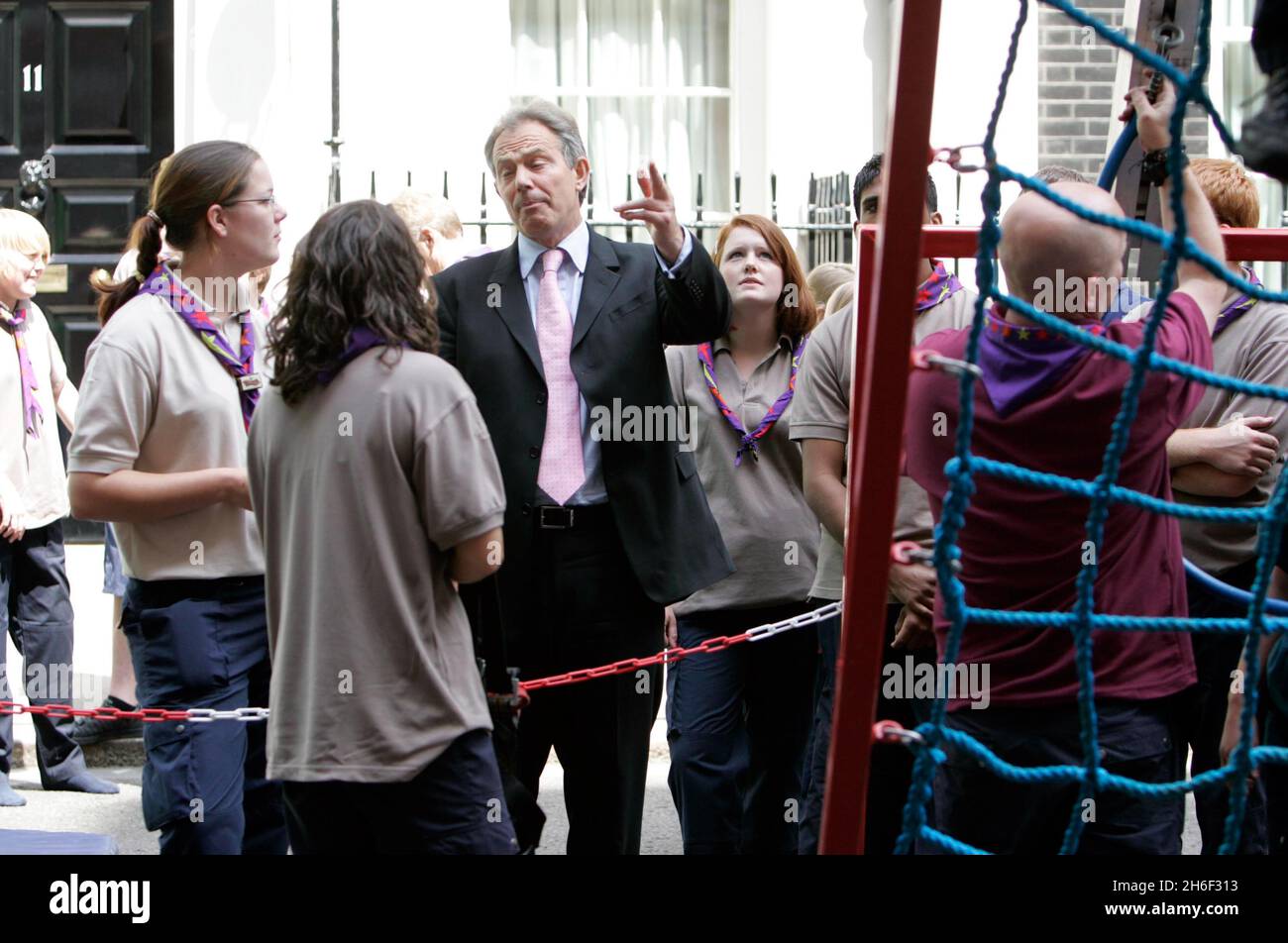 Tony blair in downing street hi-res stock photography and images - Alamy