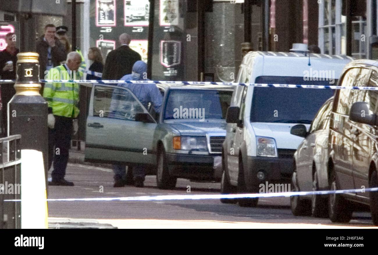 Suspicious vehicle hi-res stock photography and images - Alamy