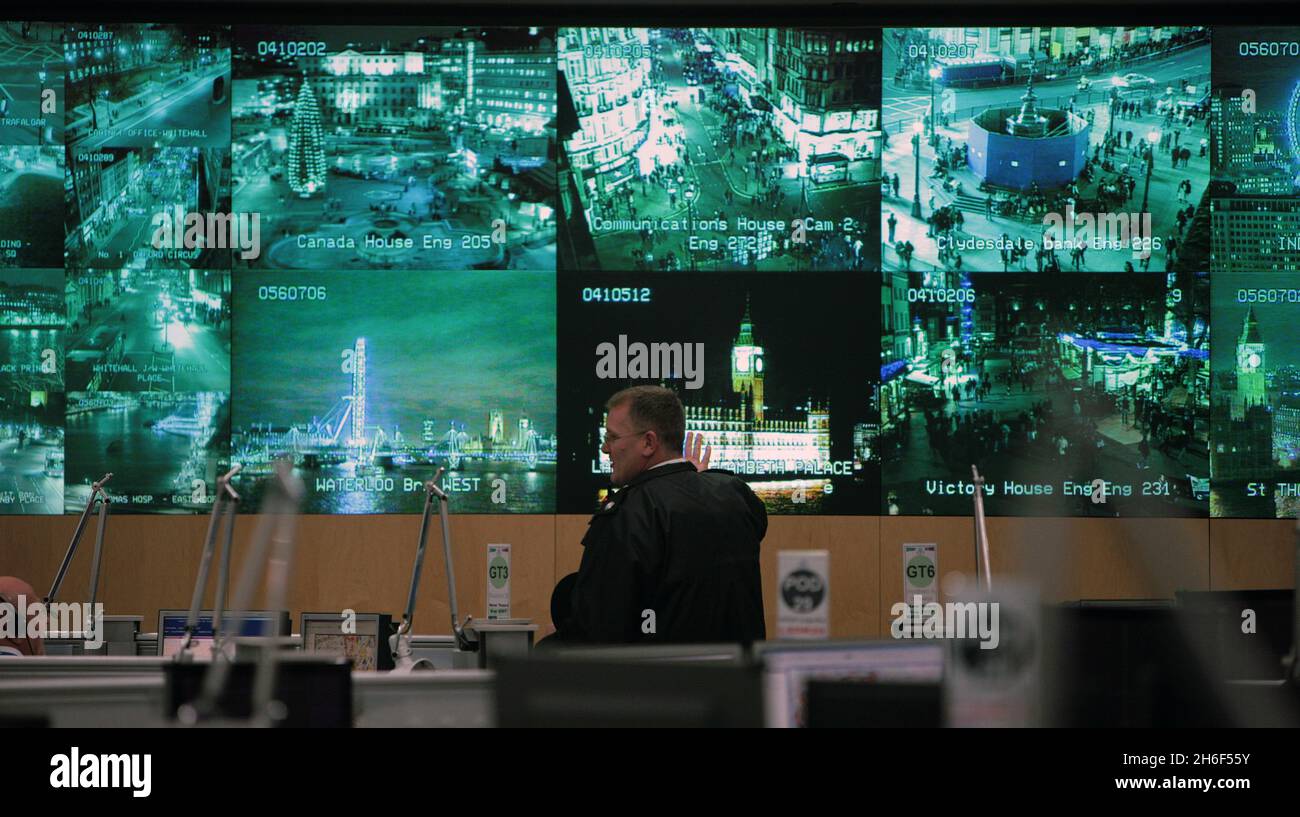 Police operations room london hi-res stock photography and images - Alamy